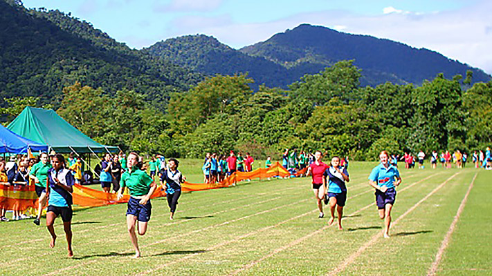 Redlynch State College - Highschool Australia